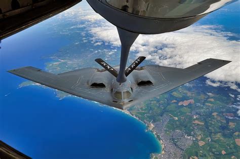 14000 Mile Mission The Us Air Forces Tiny B 2 Stealth Bomber Fleet