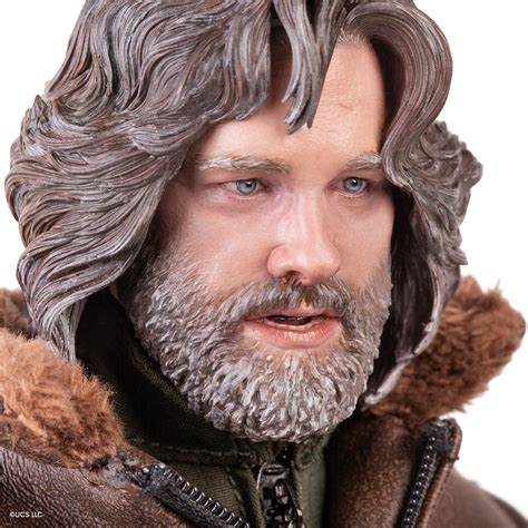 The Thing Macready 16 Scale Figure Mondo
