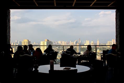 8 Rooftop Bars And Restaurants In Metro Manila To Try Ang Kaladkarin