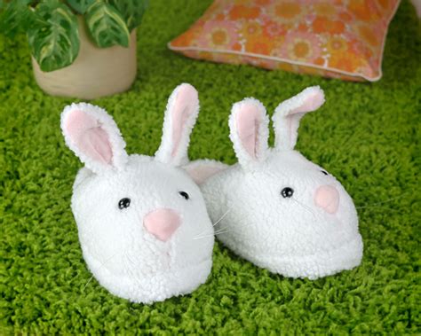 Classic Bunny Slippers™ Fuzzy Bunny Slippers Adult Bunny Slippers