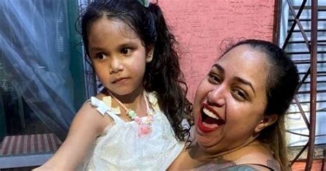 Filha De Magrinha Ellen Morre Ao Ficar Sem Leito De Uti Em Hospital Público