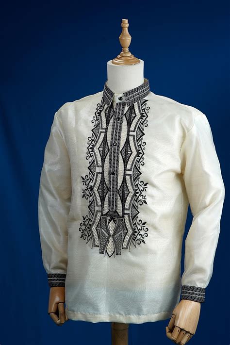 Barong Tagalog For Men Piña Organza Sports Collar Black Embro