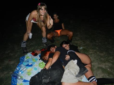 Passed Out Juggalos 36 Pics Passed Out Juggalos 36 Pics