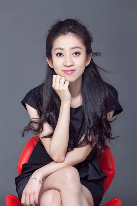 演员周倩周倩歌手周倩大山谷图库