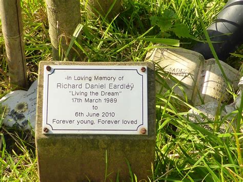 Haslingden Julie Eardley 13 November 1962 To 19 August 2012 Memorial Benches And The Stories Of