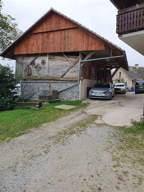 Naravna Kmetija Tomšič Kmetija Blanca Mnenja Moja Storitev