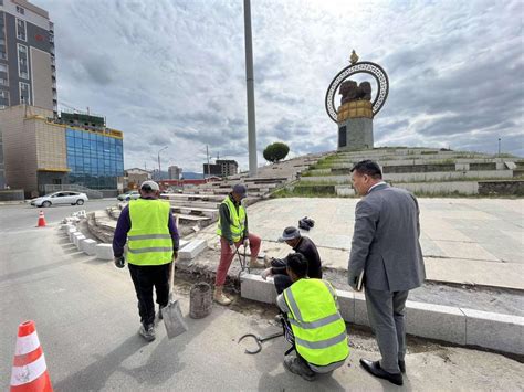 Чулуун овооны аюулгүйн тойрог хөшөөт цогцолборын засварын ажил үргэлжилж байна