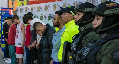 Cartel De Los Más Buscados En Bogotá Ofrecen 50 Millones De Recompensa