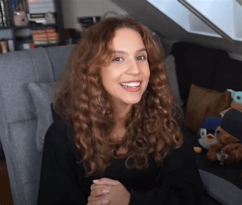 Kamilla Centane R Reactgirlsofyt