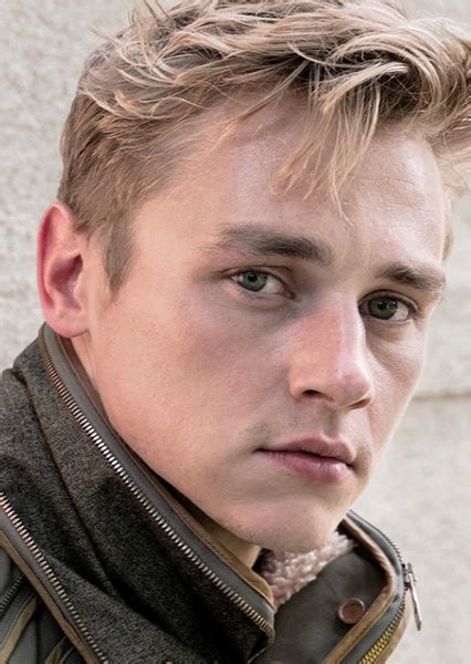 Fan Casting Ben Hardy As Phillip Cavender In Bridgerton 4 On Mycast