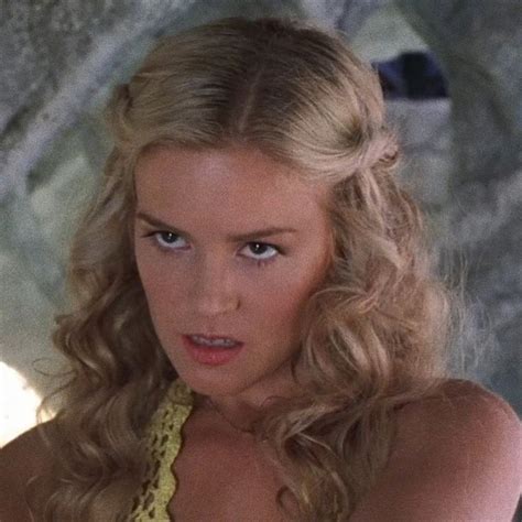 Scooby Doo Movie Mary Jane 60 Photos Moonagedaydreamfilm