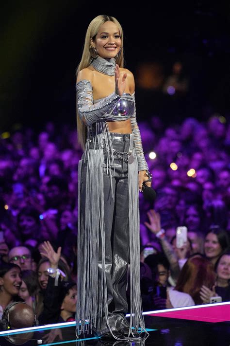 Rita Ora Ihre Outfits Bei Den Mtv Europe Music Awards 2024 Sternde