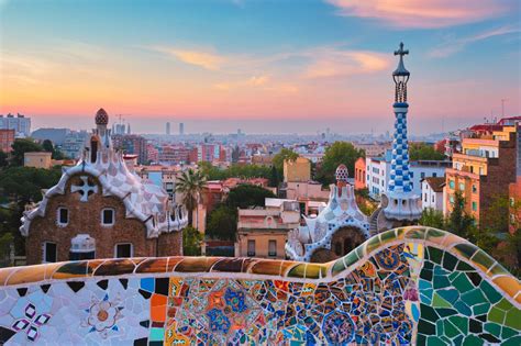 Qué Ver En Barcelona 15 Lugares Y Planes Imprescindibles