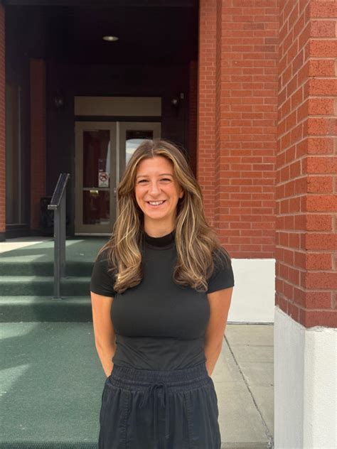 Devon Davis Wild Wing