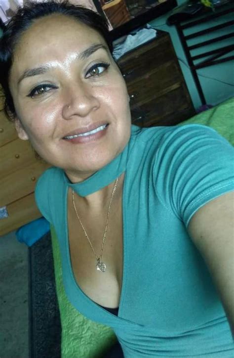 Wat Are U Doing With My Aunt 43 Scrolller