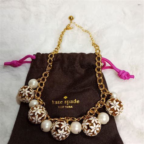 ケイト・スペードフラワーボール パールネックレスゴールド メルカリ