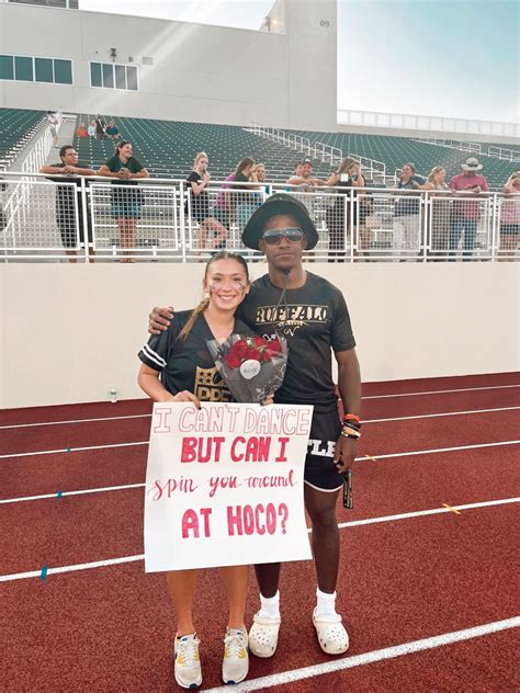 Hoco Proposal💐🏈 In 2025 Cute Homecoming Proposals Cute Prom