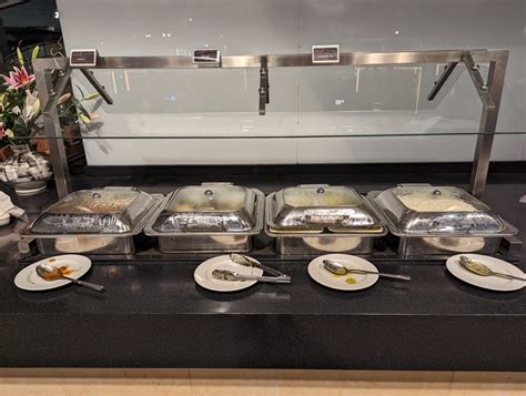 Review Royal Jordanian Crown Lounge Travel Codex