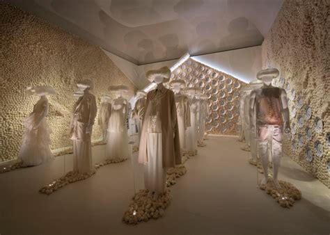 Utopian Bodies Exhibition Presents Futuristic Garments