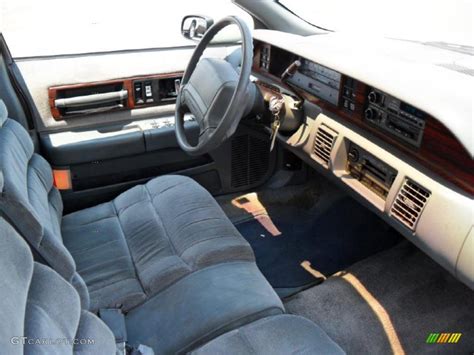 1991 White Chevrolet Caprice Classic Sedan 33146747 Photo 19
