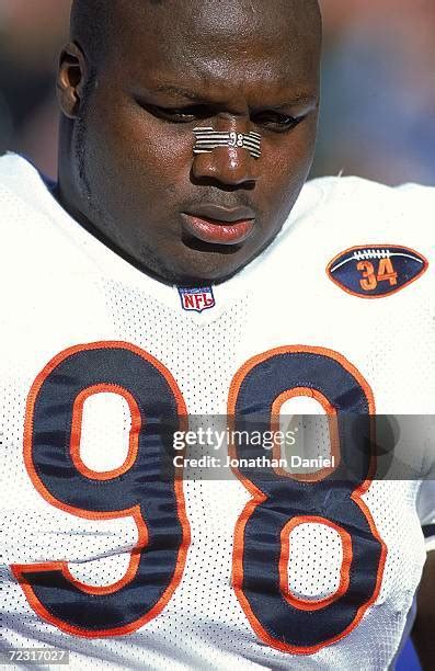 61 Chicago Bears Bryan Robinson Photos And High Res Pictures Getty Images