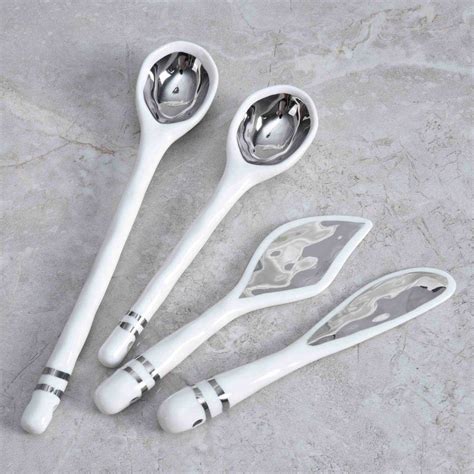 Pampa Bay Porcelain Spoons And Cheese Knives