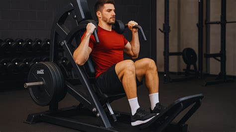 Pendulum Squats Step By Step Form Guide Xcelerategyms
