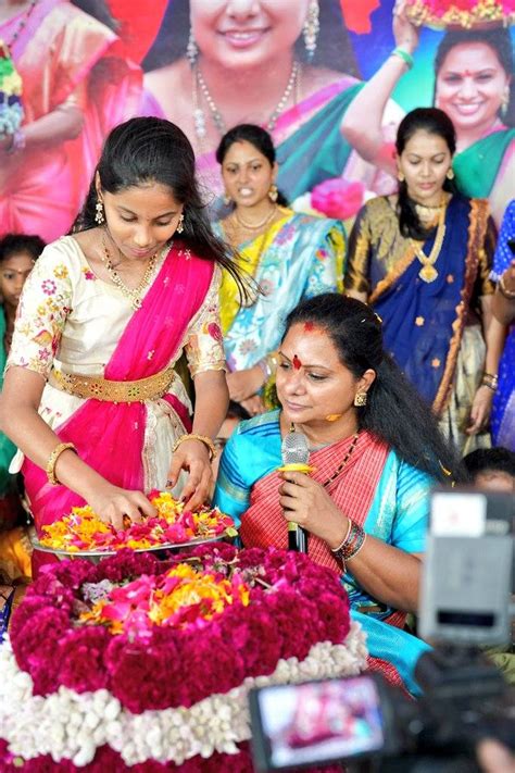 Shri Devasena Sarika