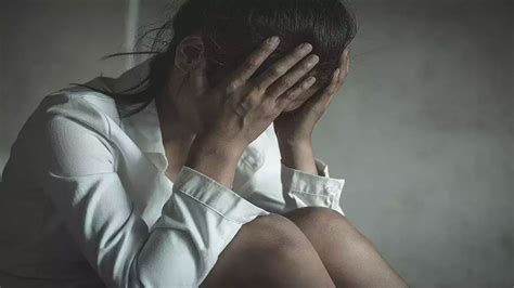 Nri భార్య అసహజ శృంగారానికి నిరాకరించిందని ఎన్నారై భర్త ఎంతకు