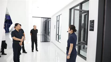 郑州电力学院董事长肖宏伟一行莅临河南贝迪考察 共话产学研合作新篇章 河南贝迪塑业有限公司