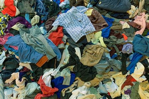 Nabamart Contribute To Global Warming Clothes Are The Most Dangerous To The Environment After