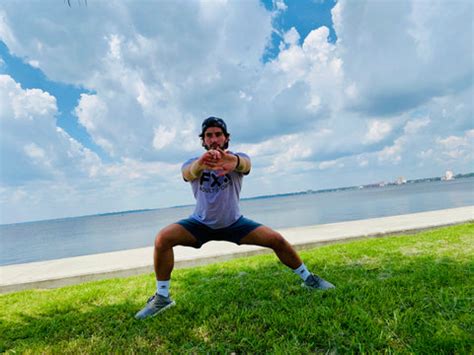 Cossack Squat How To Pro Tips Benefits Muscles Worked