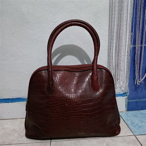 Tas Tenteng Fesyen Wanita Tas And Dompet Di Carousell