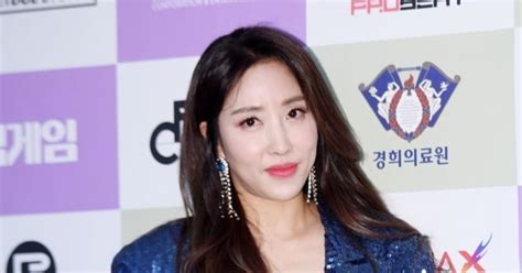 포토 숙행 미스트롯의 리더~