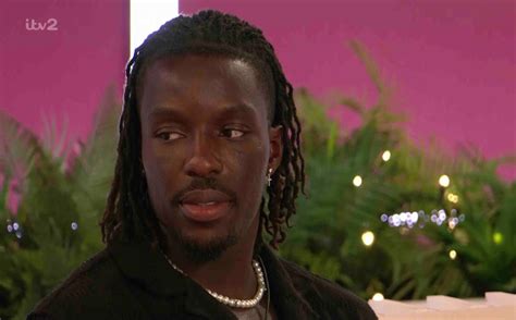 Love Island Fans Work Out Why Dejon Turned On Meg As Villas Strongest Couple Hit The Rocks