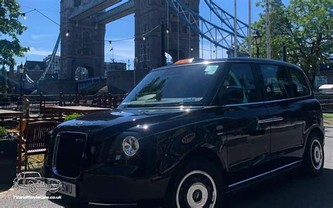 Tv And Movie Action Uk British Car Levc Txe Electric Black Taxi 2019