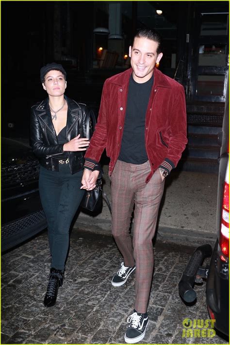 Halsey And G Eazy Hold Hands On Date Night In Nyc Photo 3966018 Photos