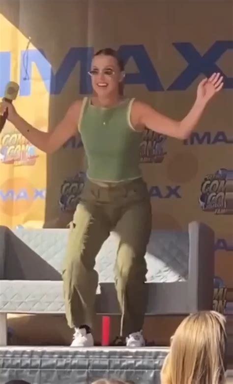Fitness Rmilliebobbybrown2