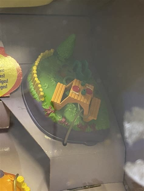 絕版polly Pocket芭莉公園大道口袋娃娃玩具公仔玩偶場景mattel美泰兒早期懷舊收藏人偶盒玩 蝦皮購物