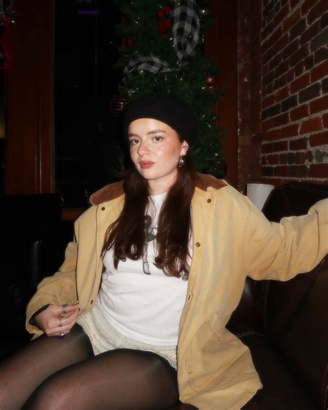 Abigail Campbell Dabigailcampbell • Instagram Photos And Videos