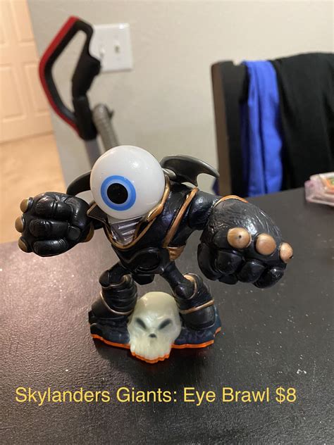 Skylanders Giants Eye Brawl