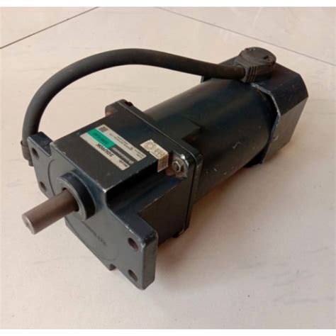 Jual Ac Motor Gearbox 90w 220v Ratio 1 90 High Torqui Motor Gearbox Oriental Motor Shopee
