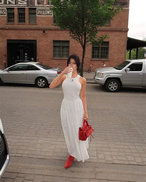 Picture Of Amberly Xuan