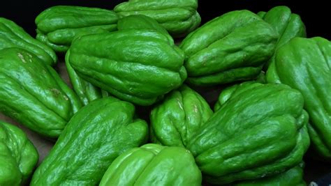 Nixpages Friday Greens 22 Chokoes