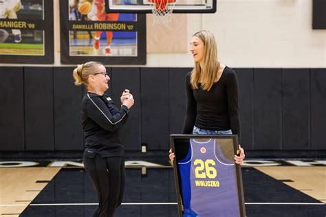 Mittys Mckenna Woliczko Named Finalist For National Player Of The Year