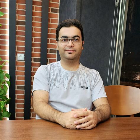 Mehrdad Bahri Senior Software Engineer Crown Capital Xing