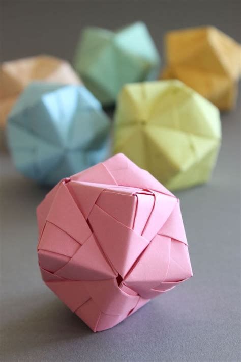 Diy Origami Ball Sonobe Style In Pastell Origami Design Origami Easy