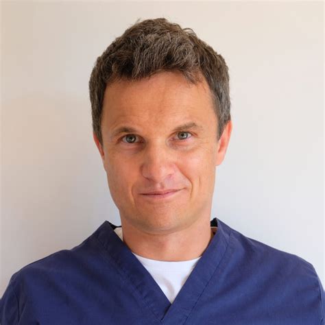 Zespół Lekarzy Centrum Medycznego Radzikowskiego W Krakowie