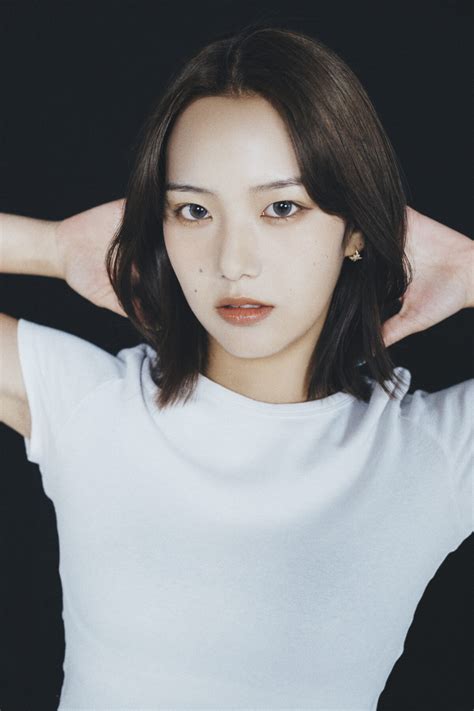 Snsで話題が絶えない新ガールズグループ、荒牧深愛も所属のun1con、韓国トップアーティストyoung Posseと日韓コラボ！ 日刊エンタメクリップ