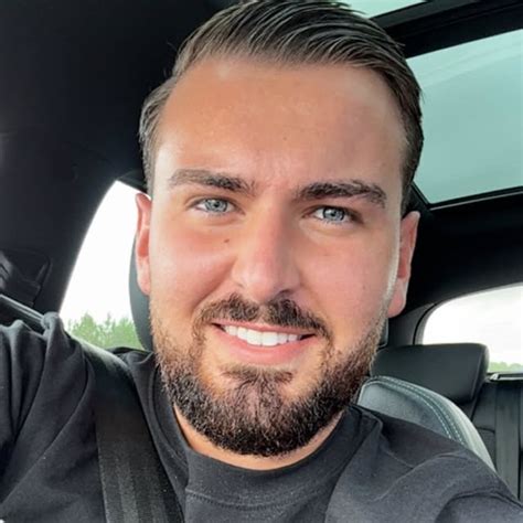 Tom Tom Mignon • Threads Say More